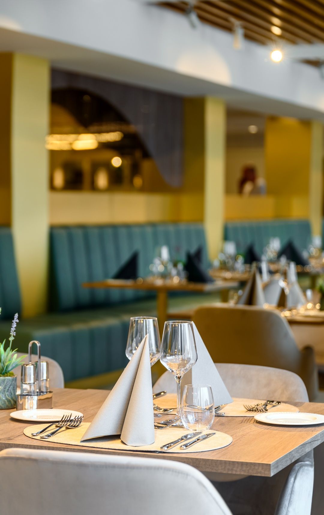 Kenese Bay Garden - Rólunk